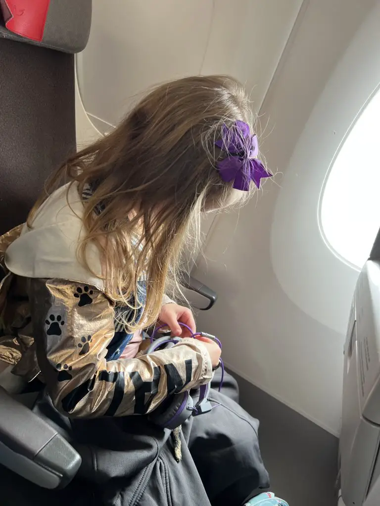 Flying with Kids: A Tried and Trusted Recipe for a Hassle-Free Flight ...